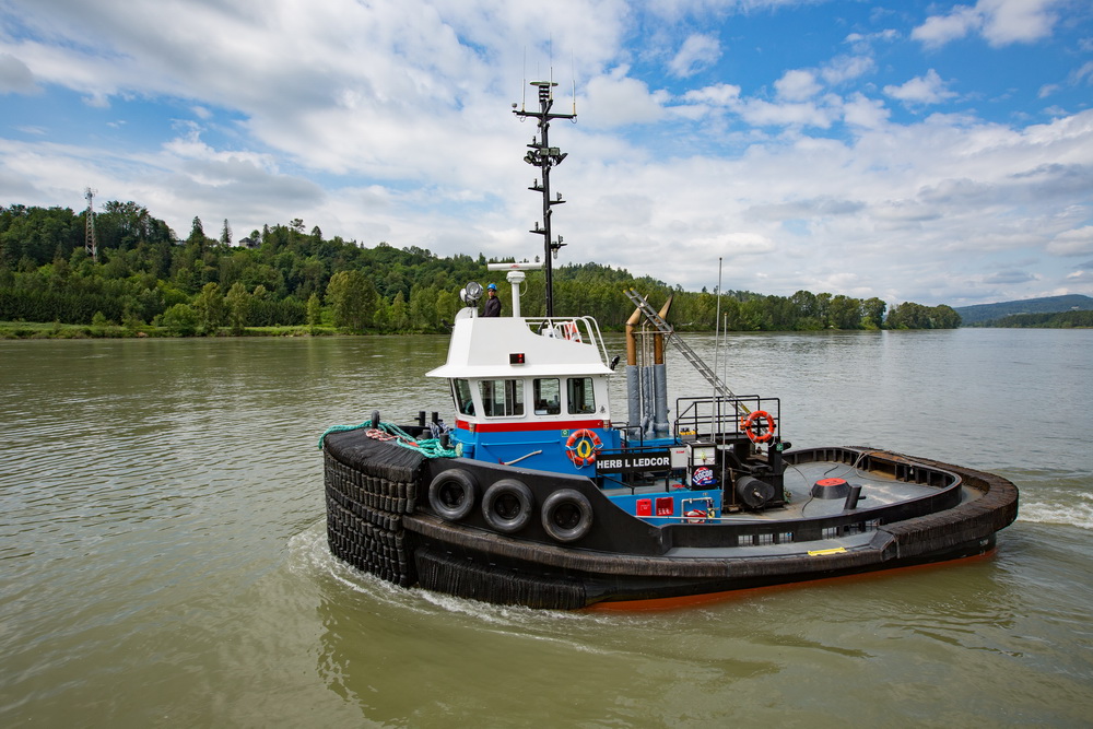 About Us - Bracewell Marine Group